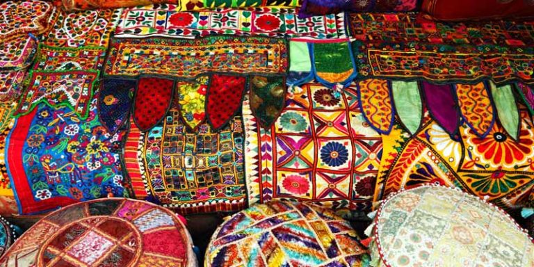Top 6 Famous Shopping Markets in Jaipur: A Complete Guide