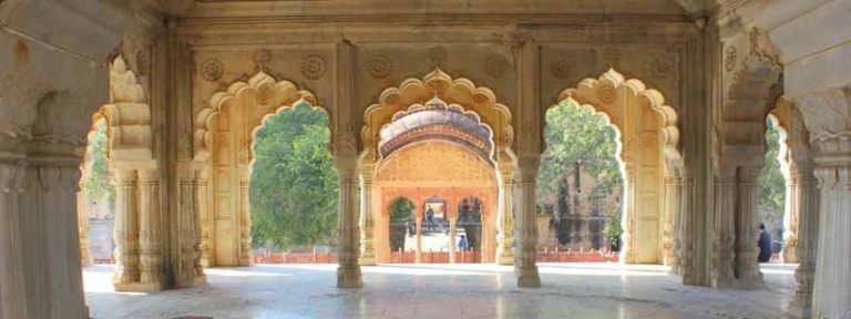 Alwar Fort | Timing, Entry Fees, How to Reach | Forts and Palaces of Alwar