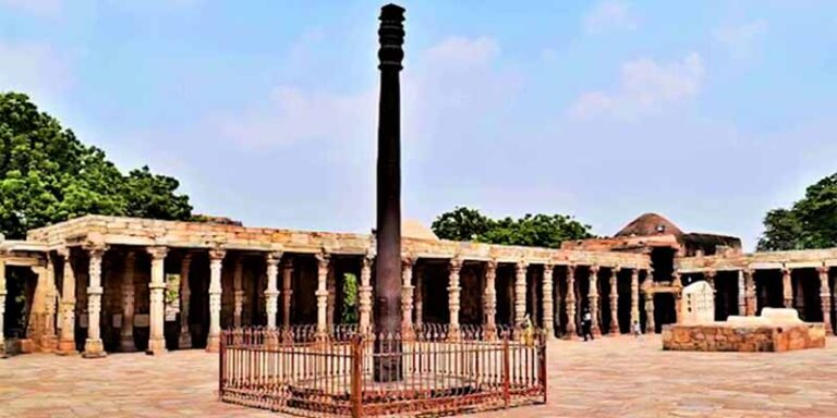 Iron Pillar of Delhi | History, Architecture and Relocation Delhi