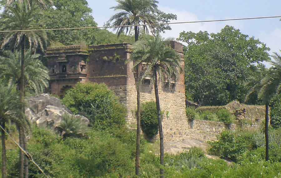 Mount Abu Monuments, 10 Best Places to Visit in Mount Abu, Dilwara ...